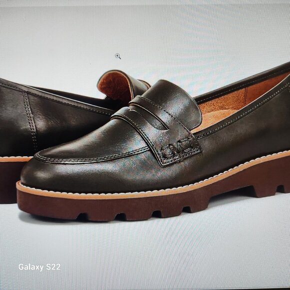 Vionic | Shoes | Vionic Cheryl Ii Black Leather Loafers Nib Size 6 ...
